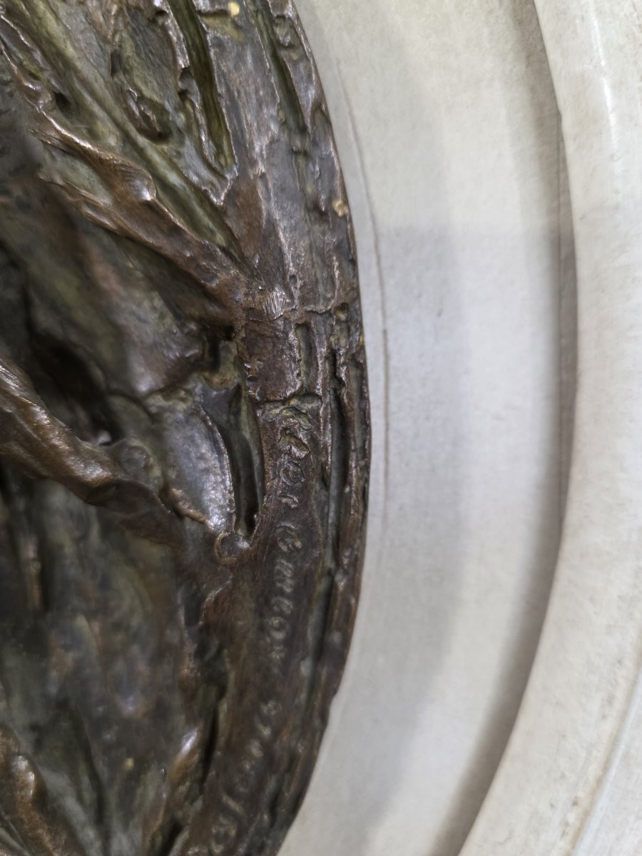 Proantic: Tondo in bronzo a rilievo raffigurante "Sacra Sindone" firma